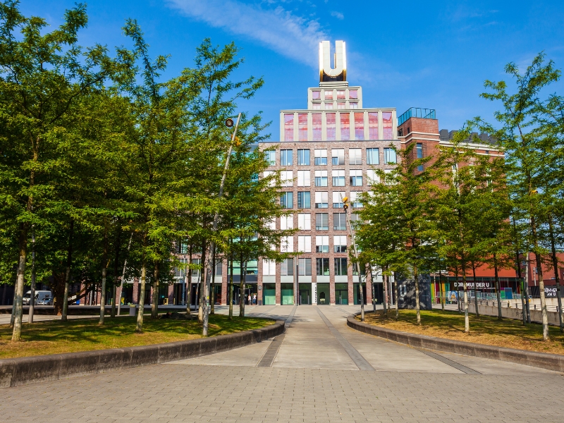 Discover Dortmund: Guide to Architecture, Beer & Beyond