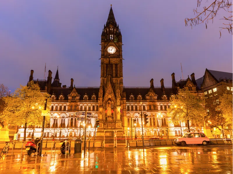 10 interessante Fakten über Manchester: Versteckte Juwelen entdecken