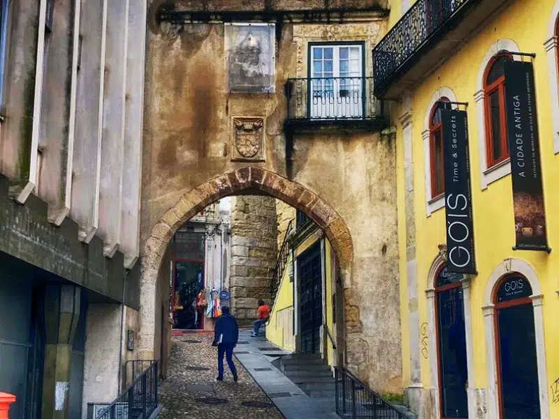 Discover the Barbican Gate: Coimbra's Medieval Marvel
