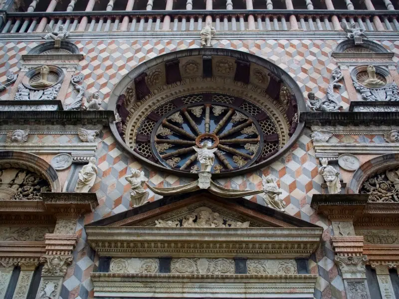 Discover the Beauty of Bergamo Cathedral's Architecture