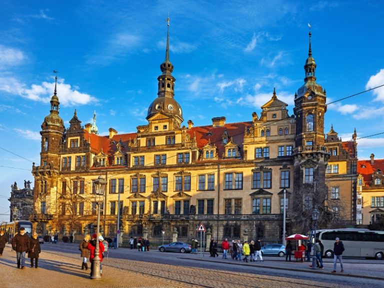 Dresden Castle: Discover the Baroque Masterpiece in Germany