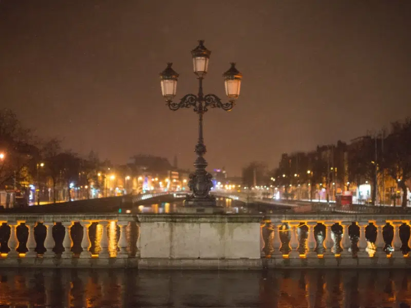 Discover O'Connell Bridge: A Historic Dublin Landmark