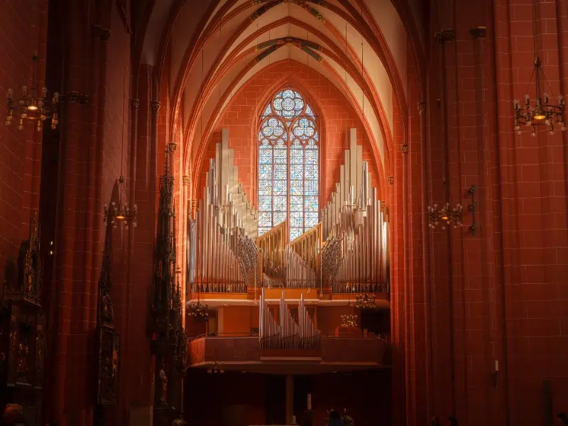 Discover Frankfurt Cathedral: A Gothic Masterpiece in Germany