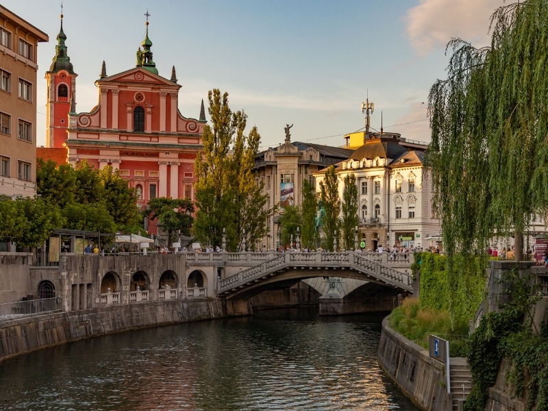 Discover Prešernov trg: Ljubljana's Vibrant Heart