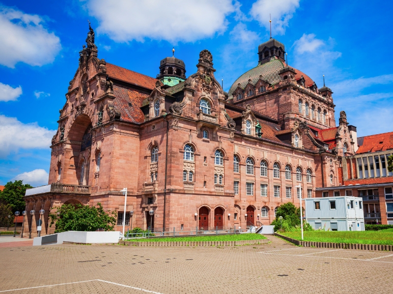 Discover the Nuremberg Opera House: A Cultural Landmark