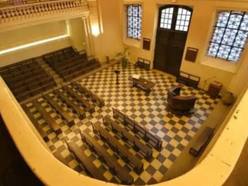 Discover the Temple du Change: Lyon's Historic Jewel