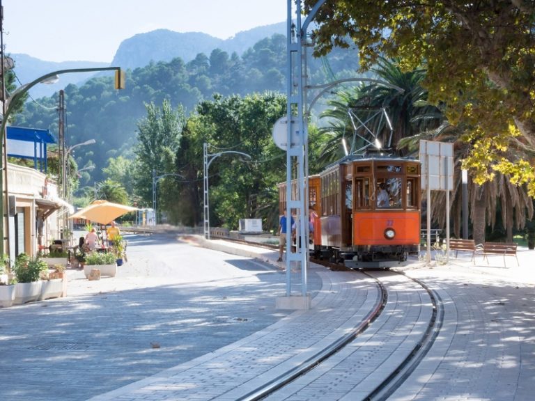 Discover Train Sóller: Mallorca's Historic Scenic Journey