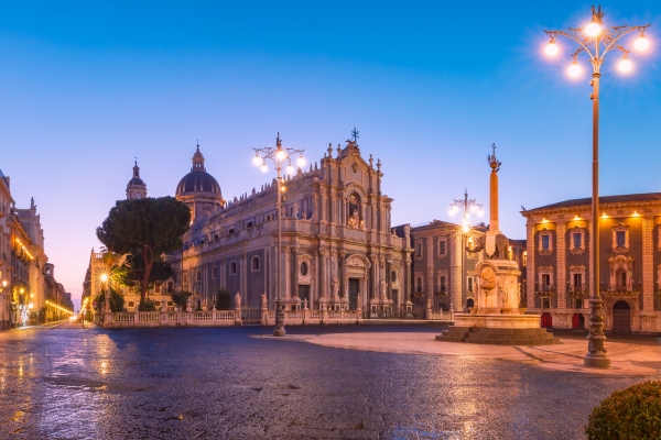 Catania Scavenger Hunt and Self Guided Tour With Audio Guide