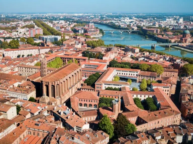 Découvrez le Couvent des Jacobins : Le joyau gothique de Toulouse
