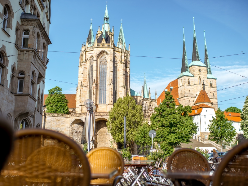 Domplatz entdecken: Erfurts historisches Herz und Kultur