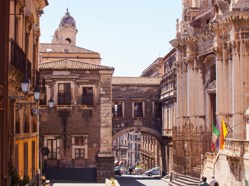 Discover Porta Uzeda: Catania's Historic Gateway Through Time