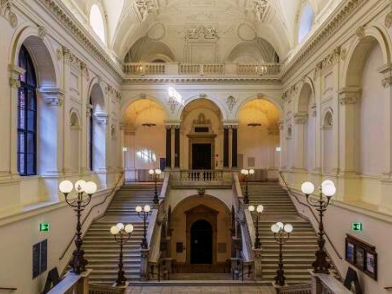 Discover the University of Vienna: A Hub of Knowledge