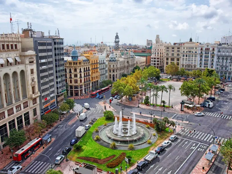Discover the Valencia City Hall: Architectural Elegance in Valencia