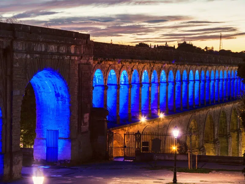 Descubra Aqueduc Saint-Clément: El ingenio romano en Montpellier