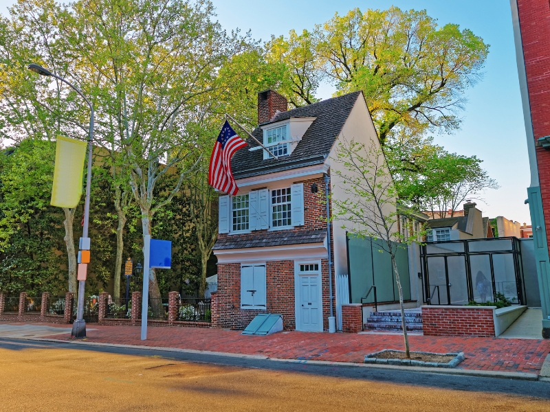 Descubra a Casa Betsy Ross: Uma joia histórica de Filadélfia