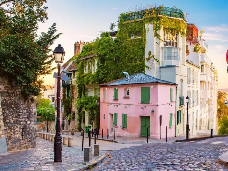 Discover La Maison Rose: Montmartre's Charming Icon