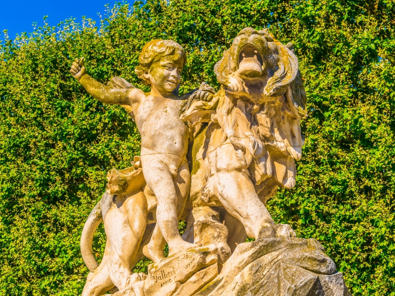 Descubrir el Paseo del Peyrou: joya histórica de Montpellier