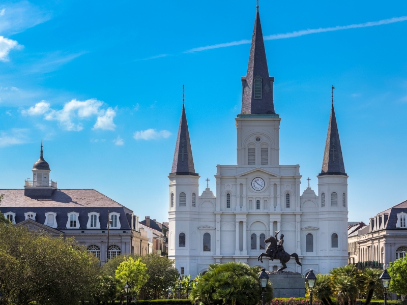 Discover Saint Louis Cathedral: Faith and History Unite