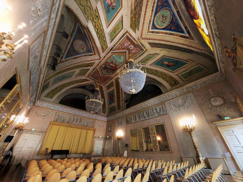 Ανακαλύψτε το Teatro Regio: Regio Regio: Το εμβληματικό μουσικό ορόσημο ...