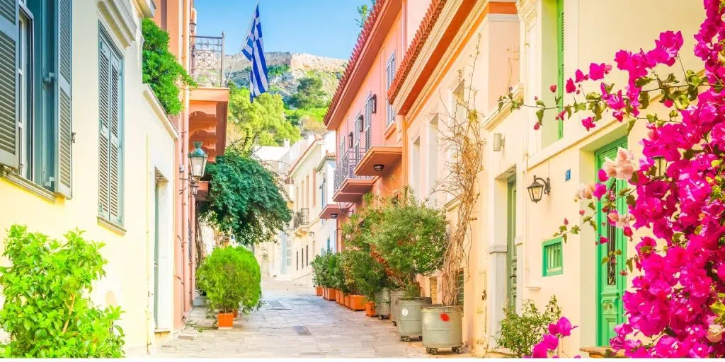 Discover the Daring Plaka in Athens: A Historic Gem