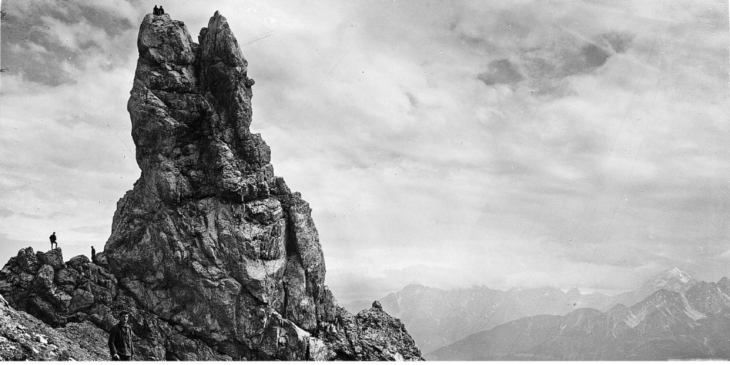 Descubra Frau Hitt: el majestuoso monumento de Innsbruck