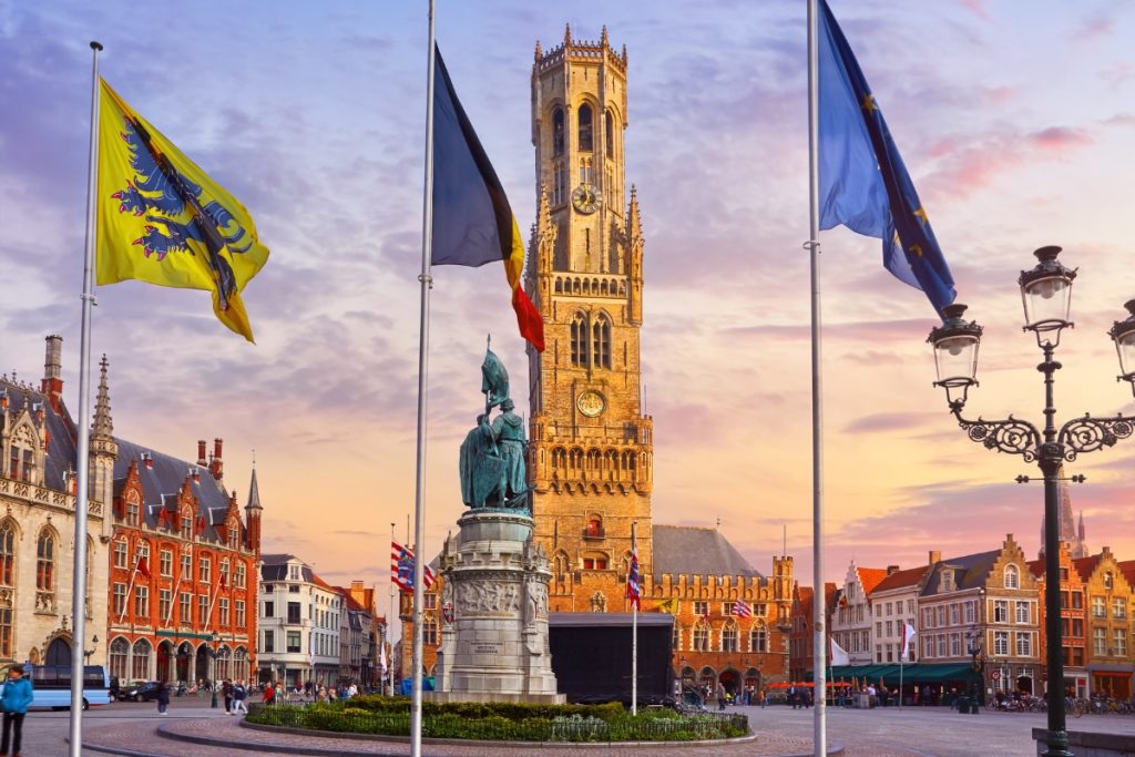 15 Best Things to Do in Bruges | World City Trail